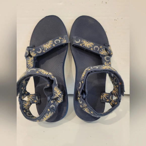 Teva | Shoes | Ladies Teva Strappy In Sandals With Sun Stars Moon Motif ...